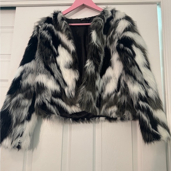 SHEIN | Jackets & Coats | Shein Black And White Faux Fur Jacket | Poshmark